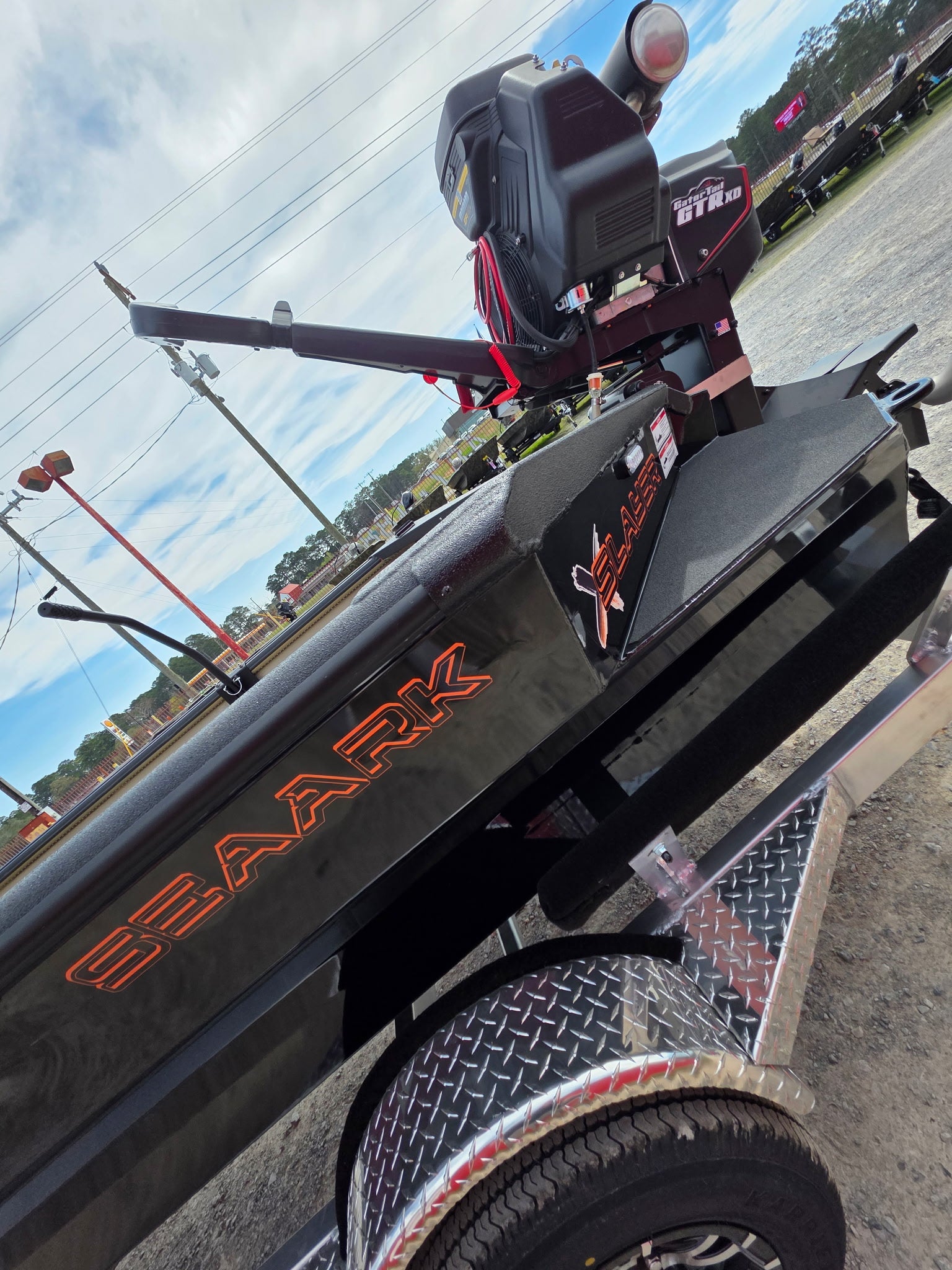 Seaark 1752 Slayer X – Holloway Outdoors & Marine